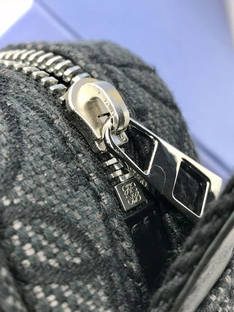 Low-cost Loewe Satchel Bags