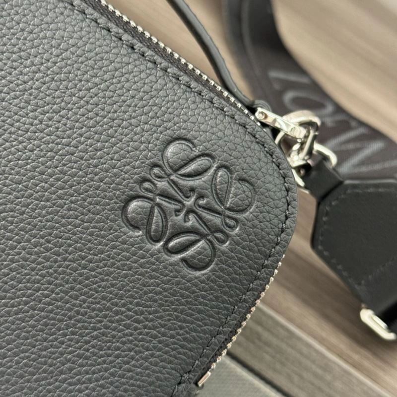 Low-cost Loewe Satchel Bags