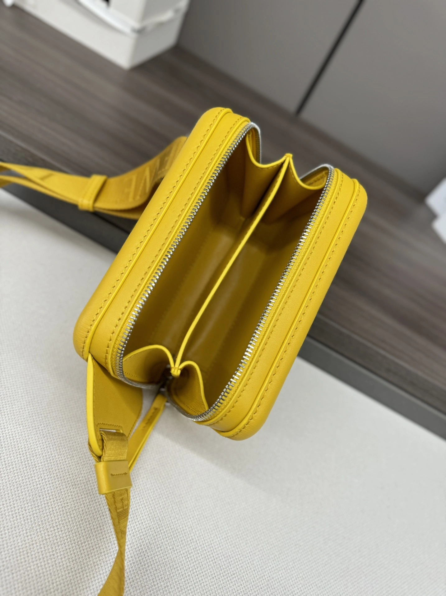 Economical Loewe Satchel Bags