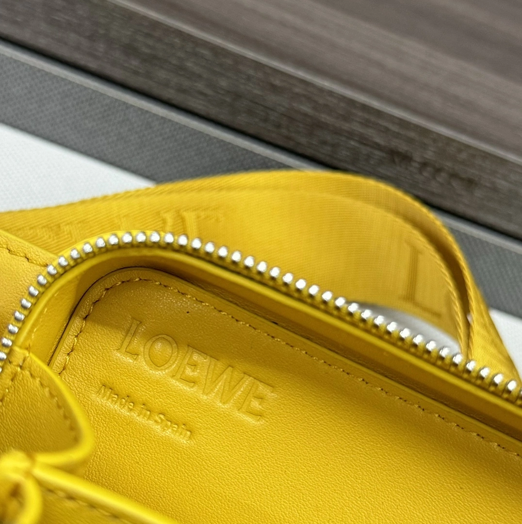 Economical Loewe Satchel Bags