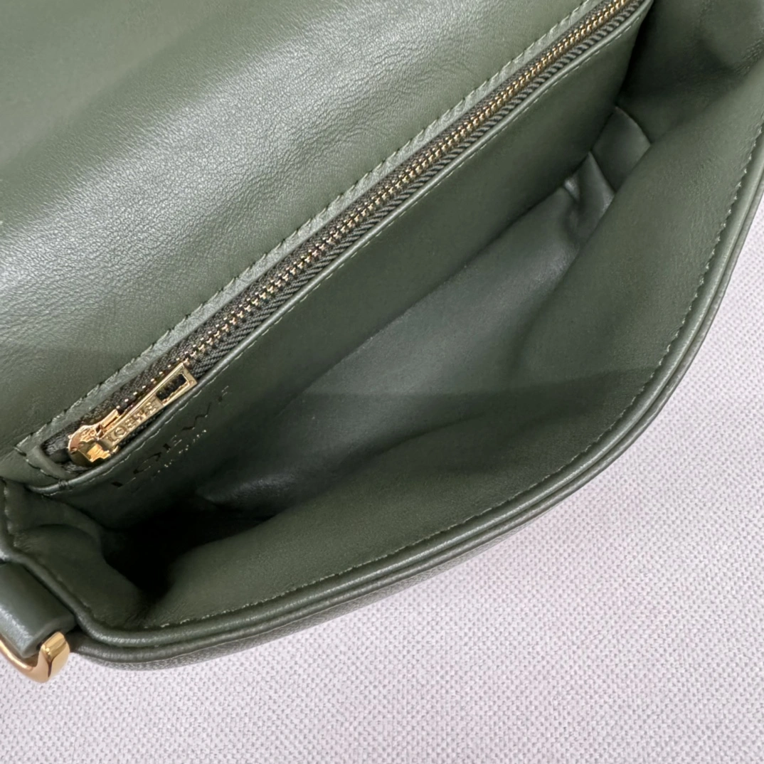 Discounted Loewe Satchel Bags