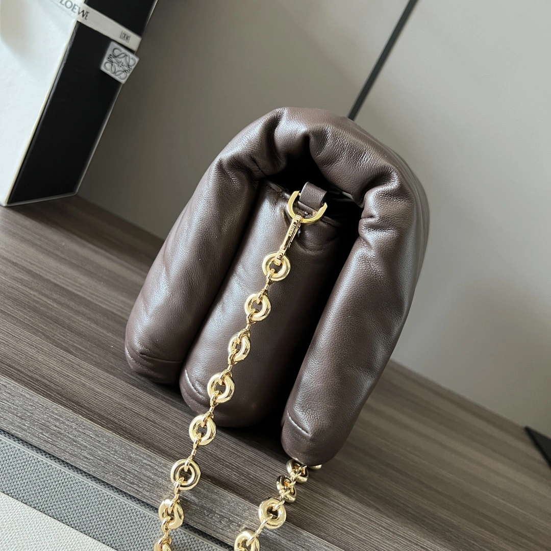 Top mirror Loewe Satchel Bags