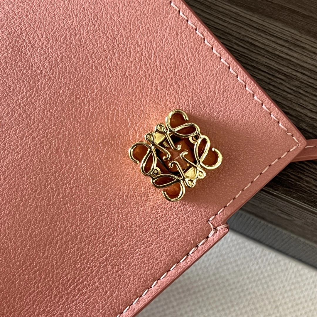 1:1 copy Loewe Satchel Bags