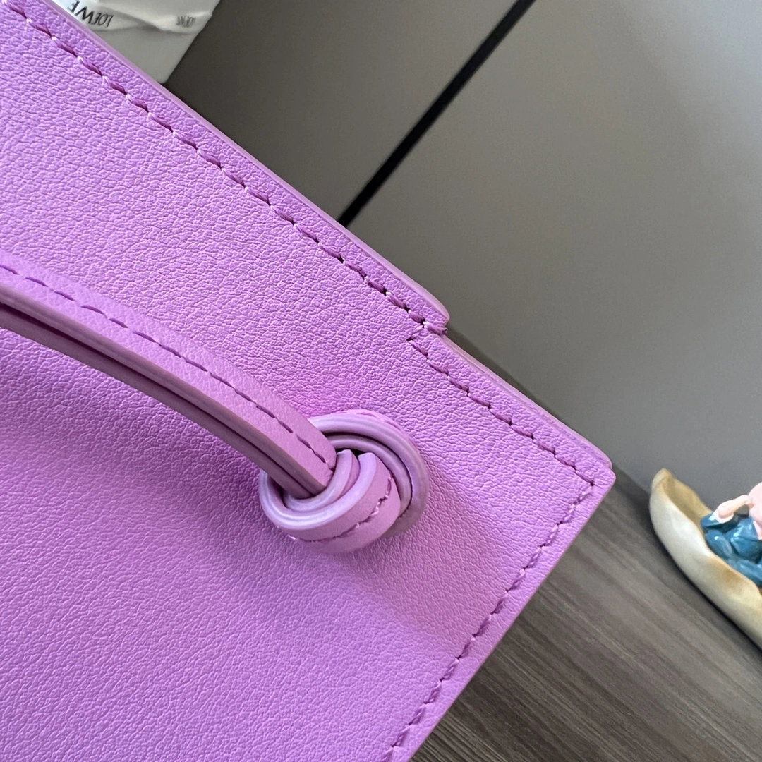 High fidelity Loewe Satchel Bags