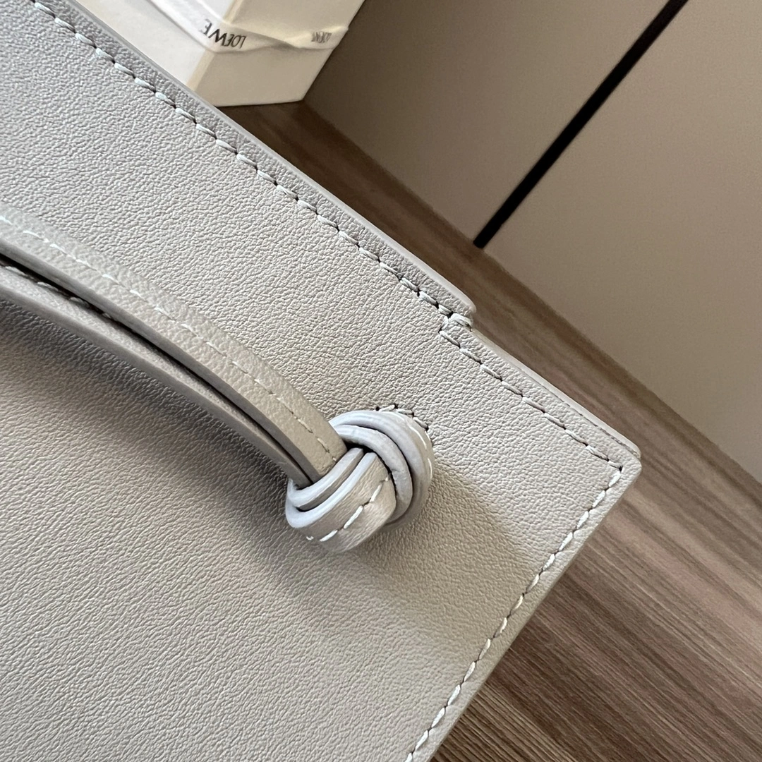 Brand-original Loewe Satchel Bags