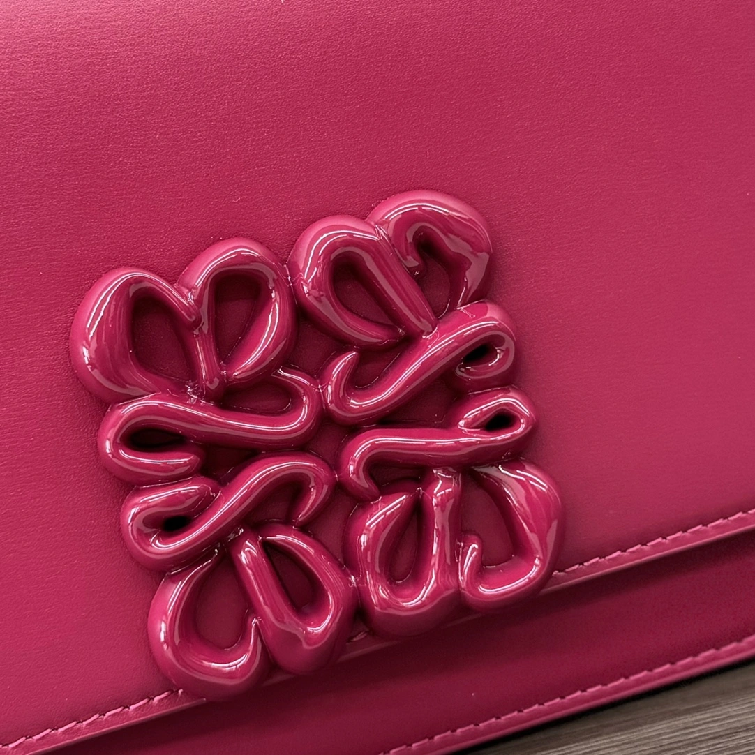 Perfect replica Loewe Satchel Bags