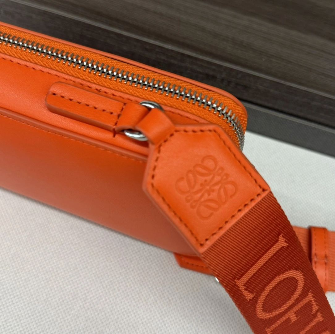 1:1 copy Loewe Satchel Bags
