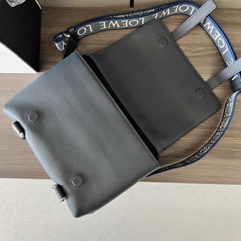 Inexpensive Loewe Satchel Bags