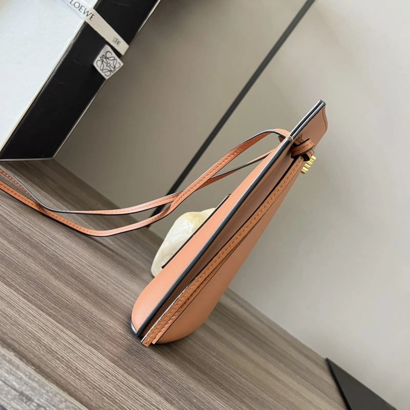 Bargain Loewe Satchel Bags