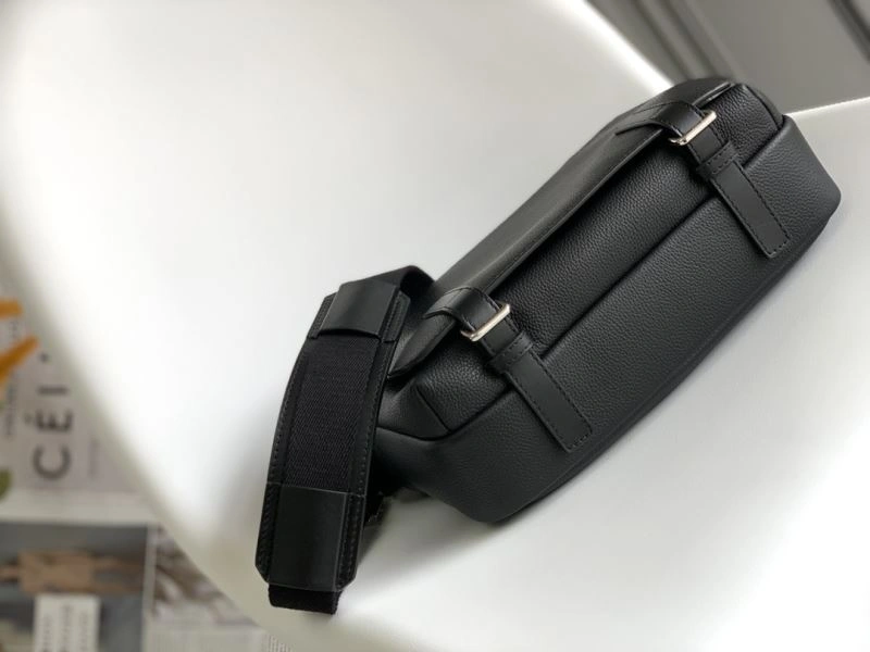 Bargain Loewe Satchel Bags