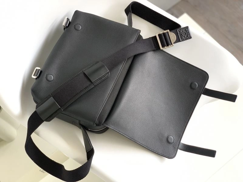 Bargain Loewe Satchel Bags