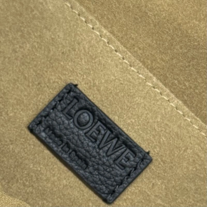 Top match Loewe Satchel Bags