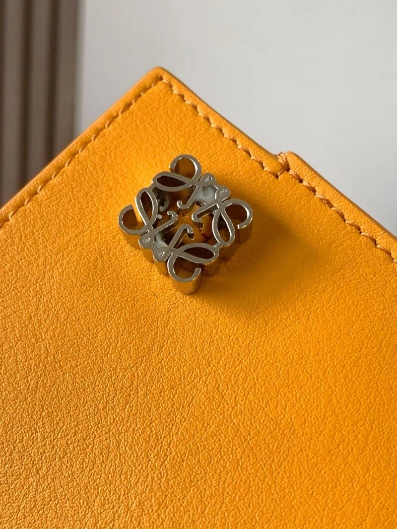Accurate model Loewe Satchel Bags