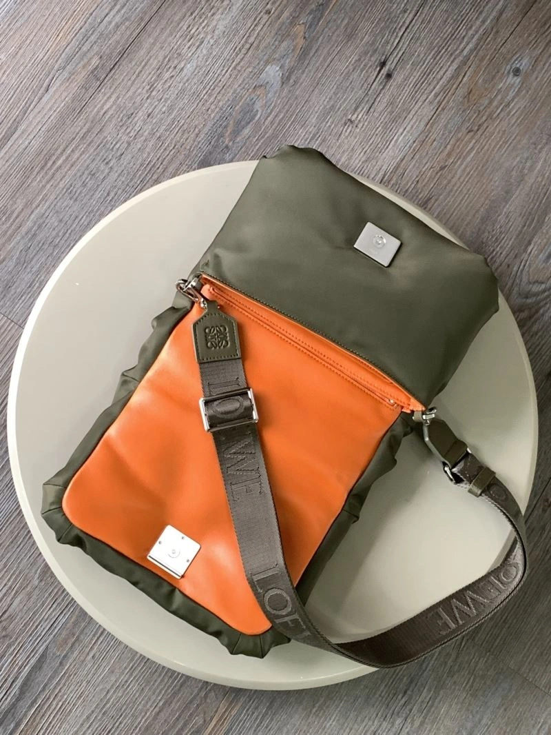 Inexpensive Loewe Satchel Bags