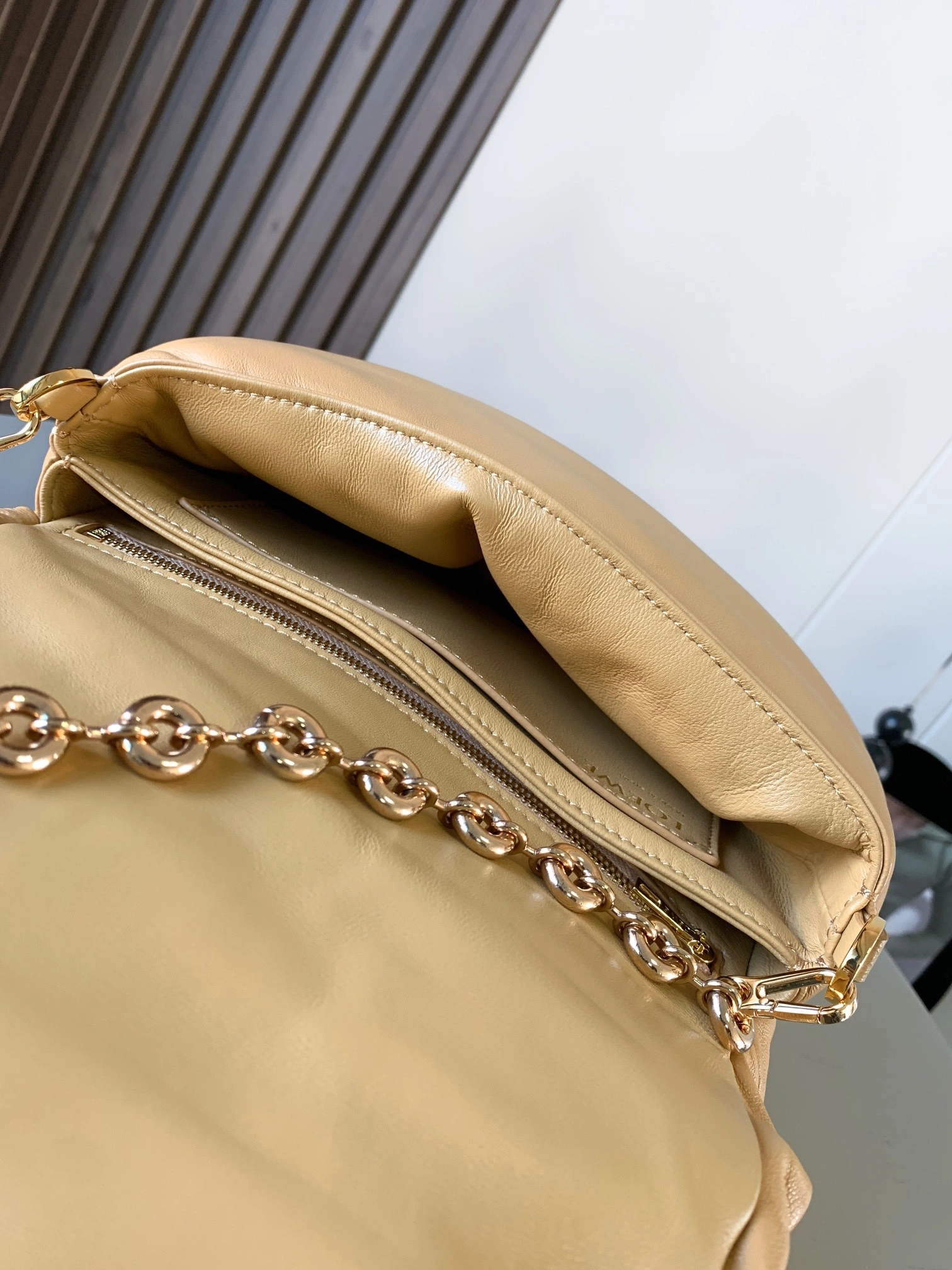 Precise copy Loewe Satchel Bags