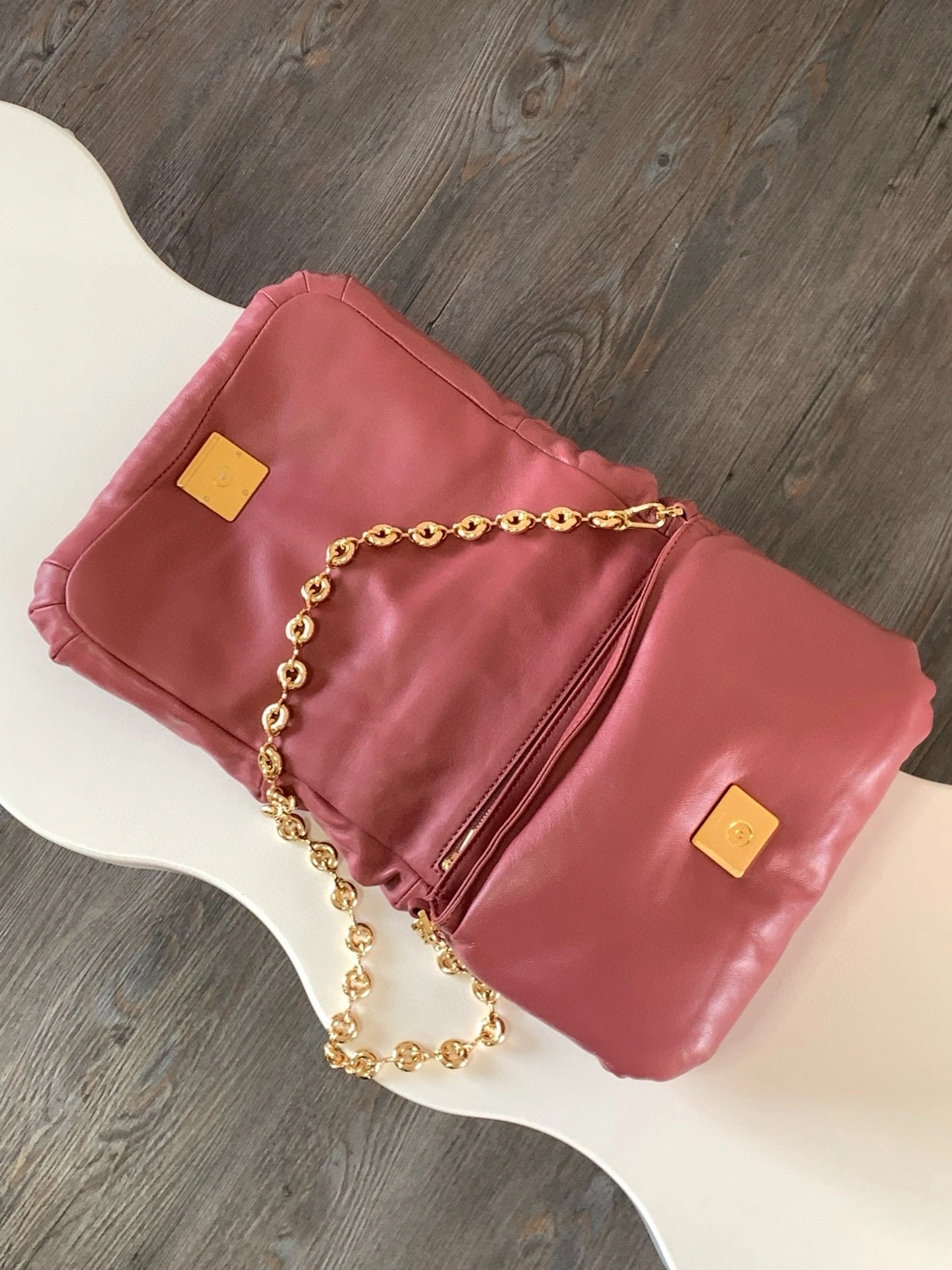 Top mirror Loewe Satchel Bags