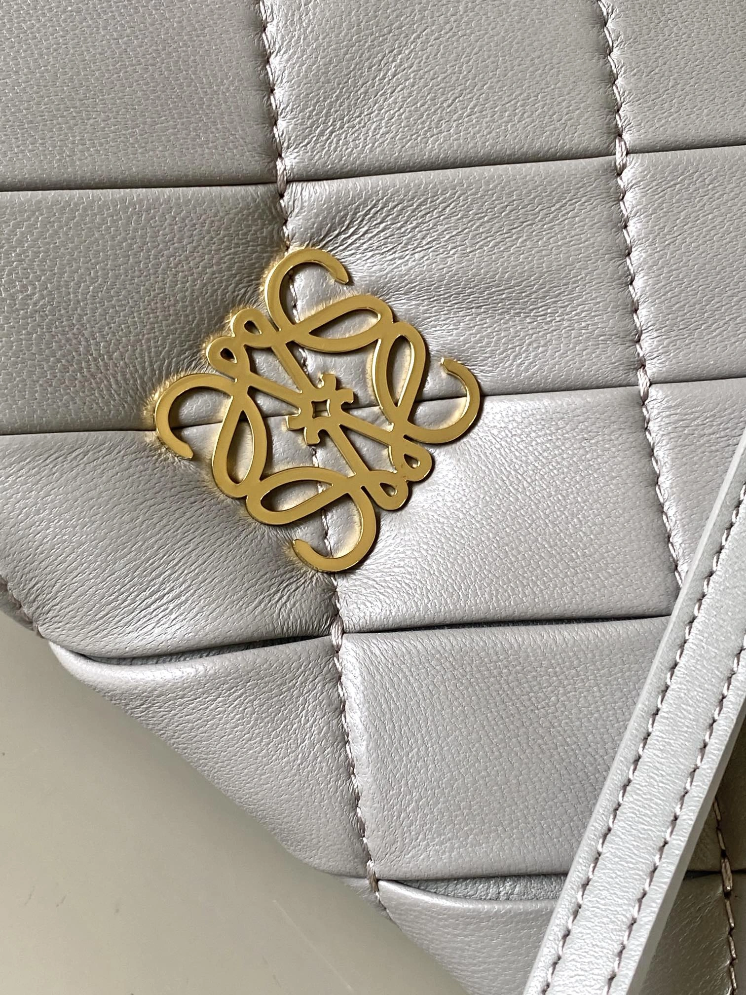 Mirror quality Loewe Satchel Bags