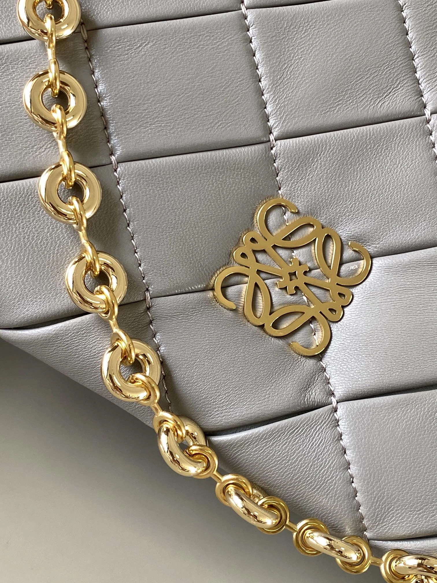 Precise copy Loewe Satchel Bags