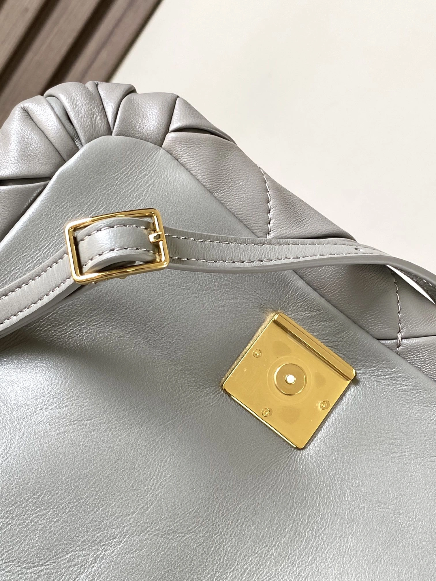 Precise copy Loewe Satchel Bags