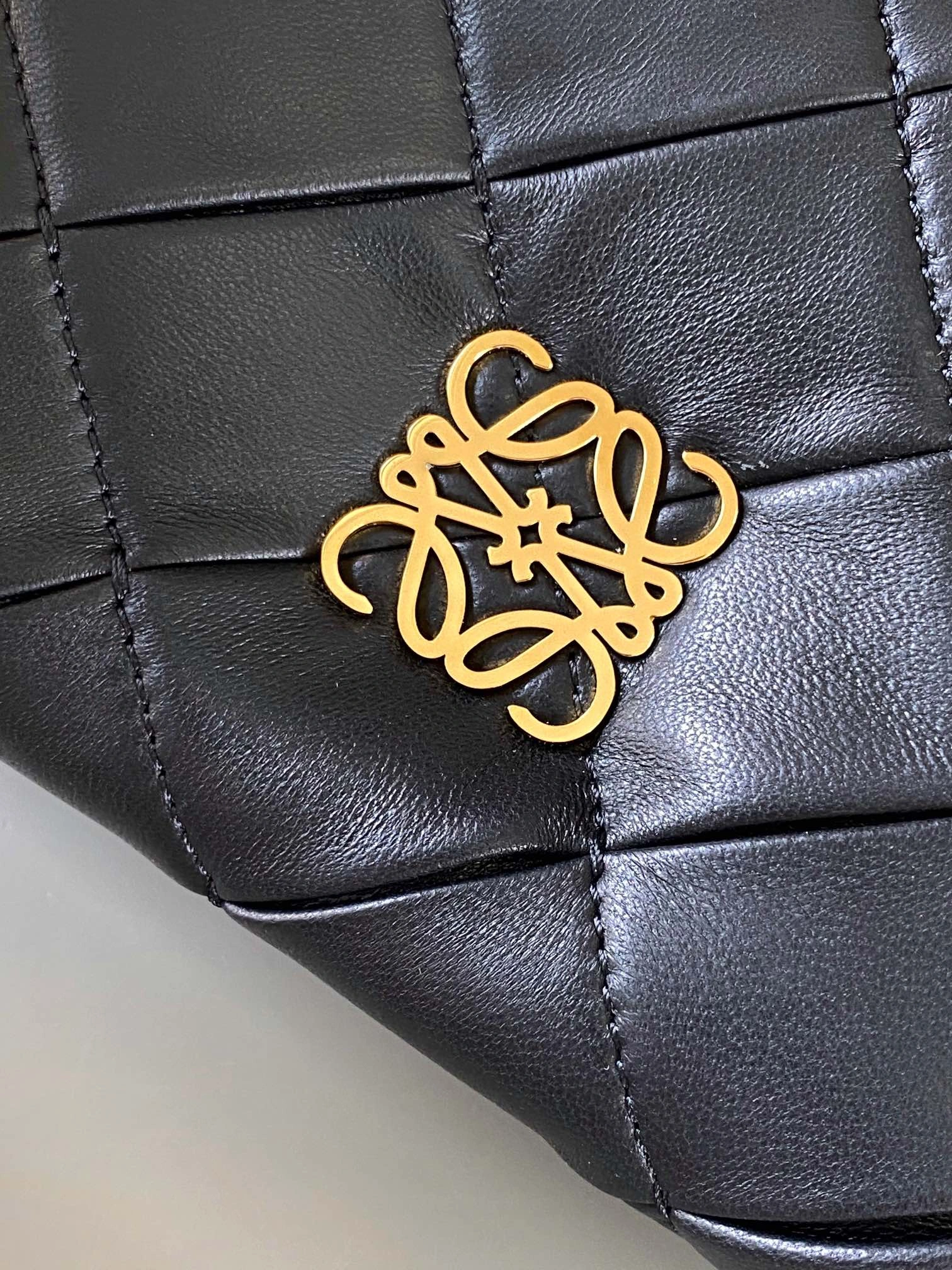 High accuracy Loewe Satchel Bags