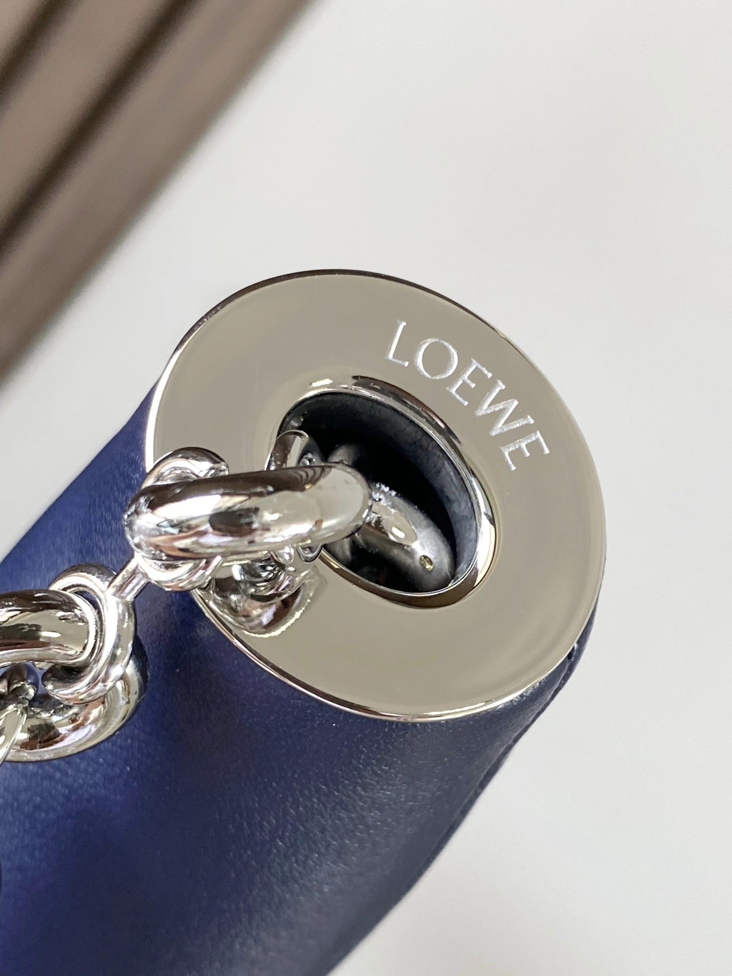 Factory-made Loewe Satchel Bags