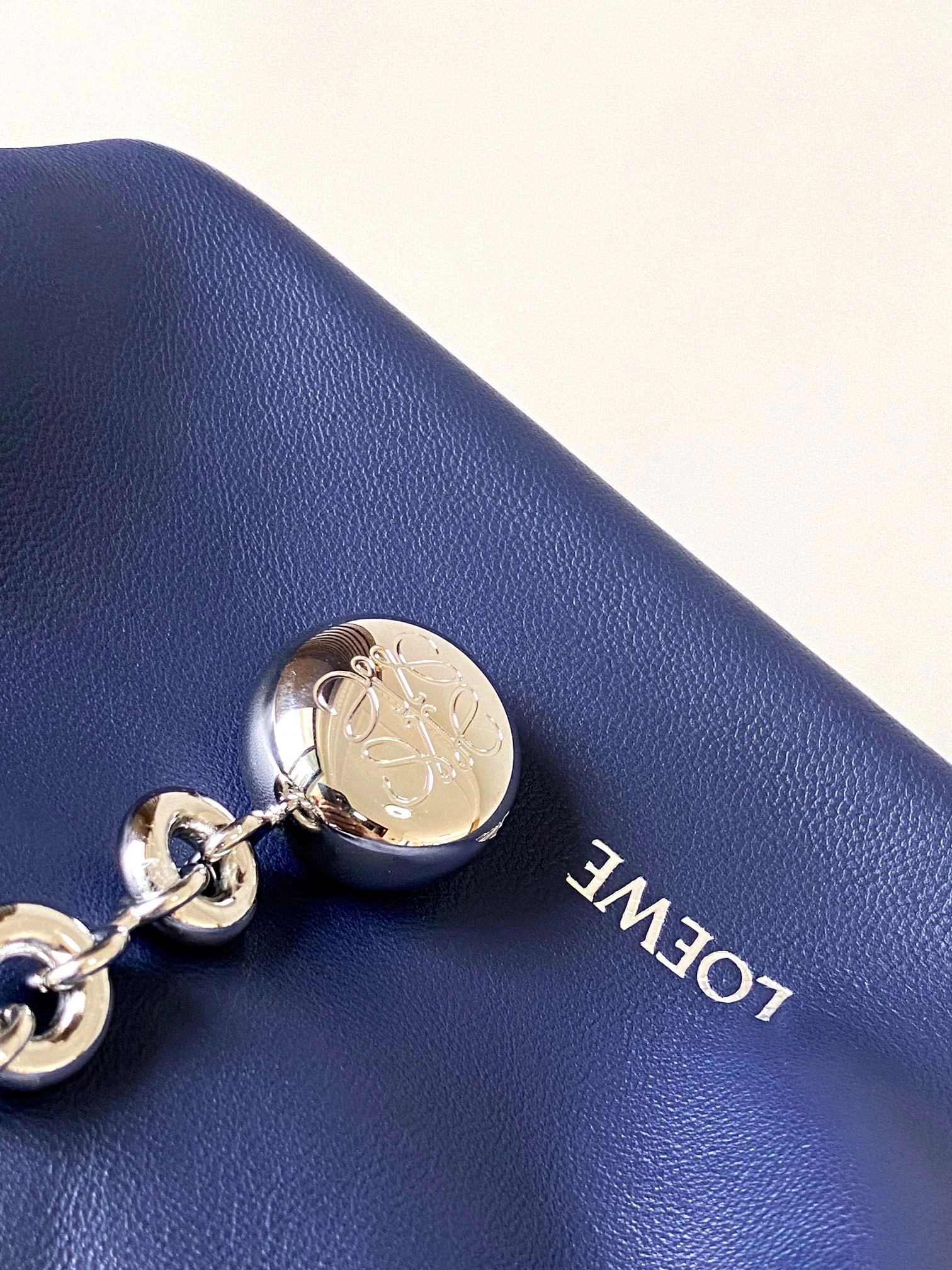Factory-made Loewe Satchel Bags