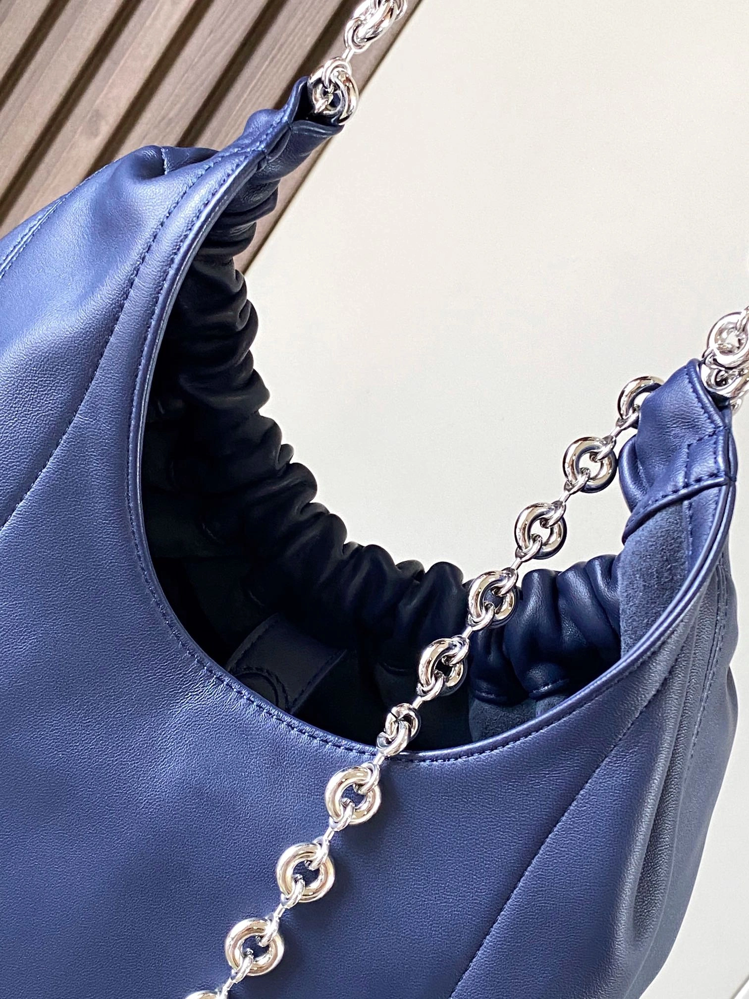 Factory-made Loewe Satchel Bags