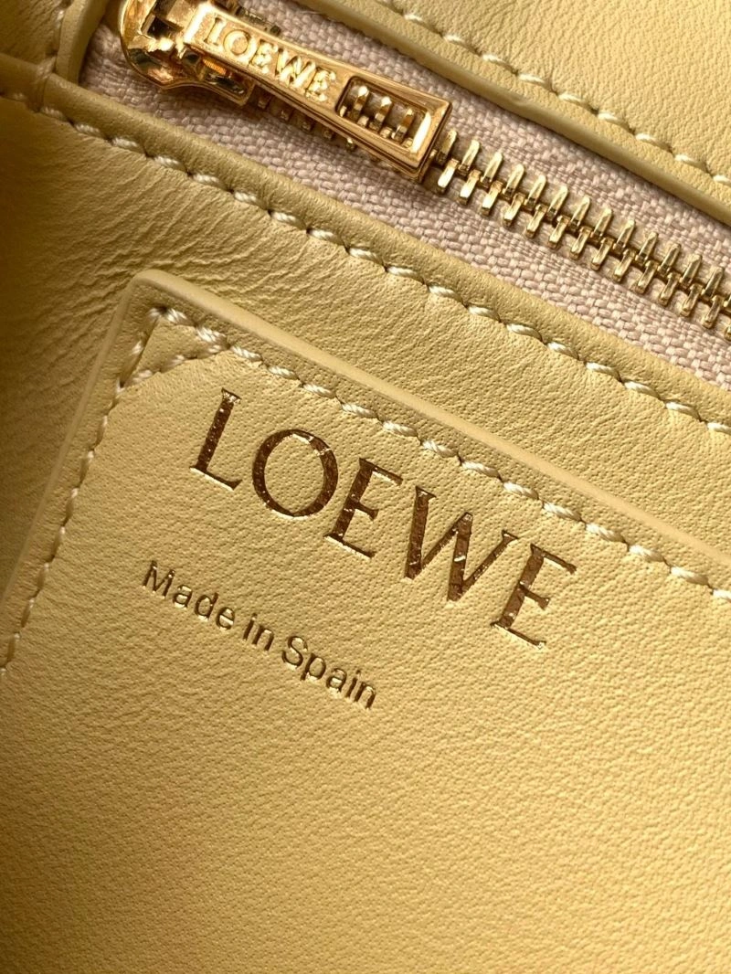 Top match Loewe Satchel Bags
