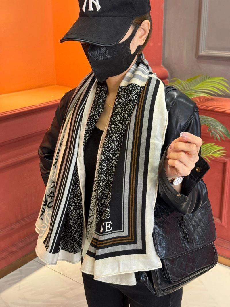 Perfect replica Loewe Scarf