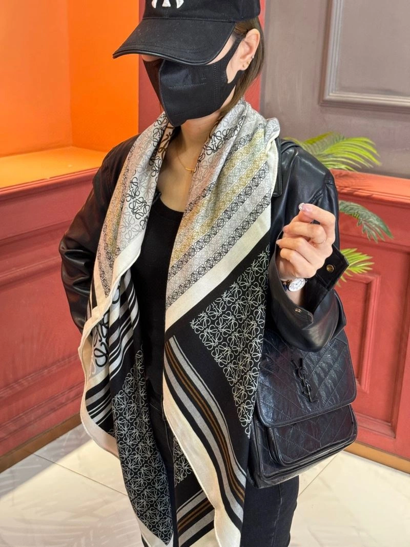 Perfect replica Loewe Scarf