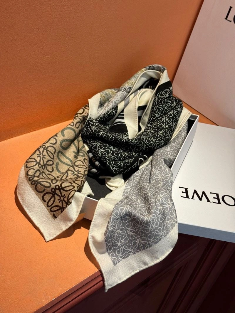 Perfect replica Loewe Scarf