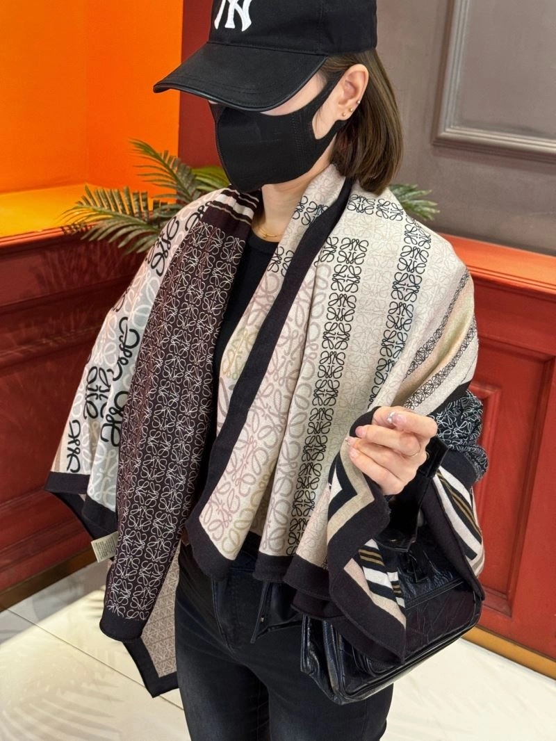 Loewe Scarf