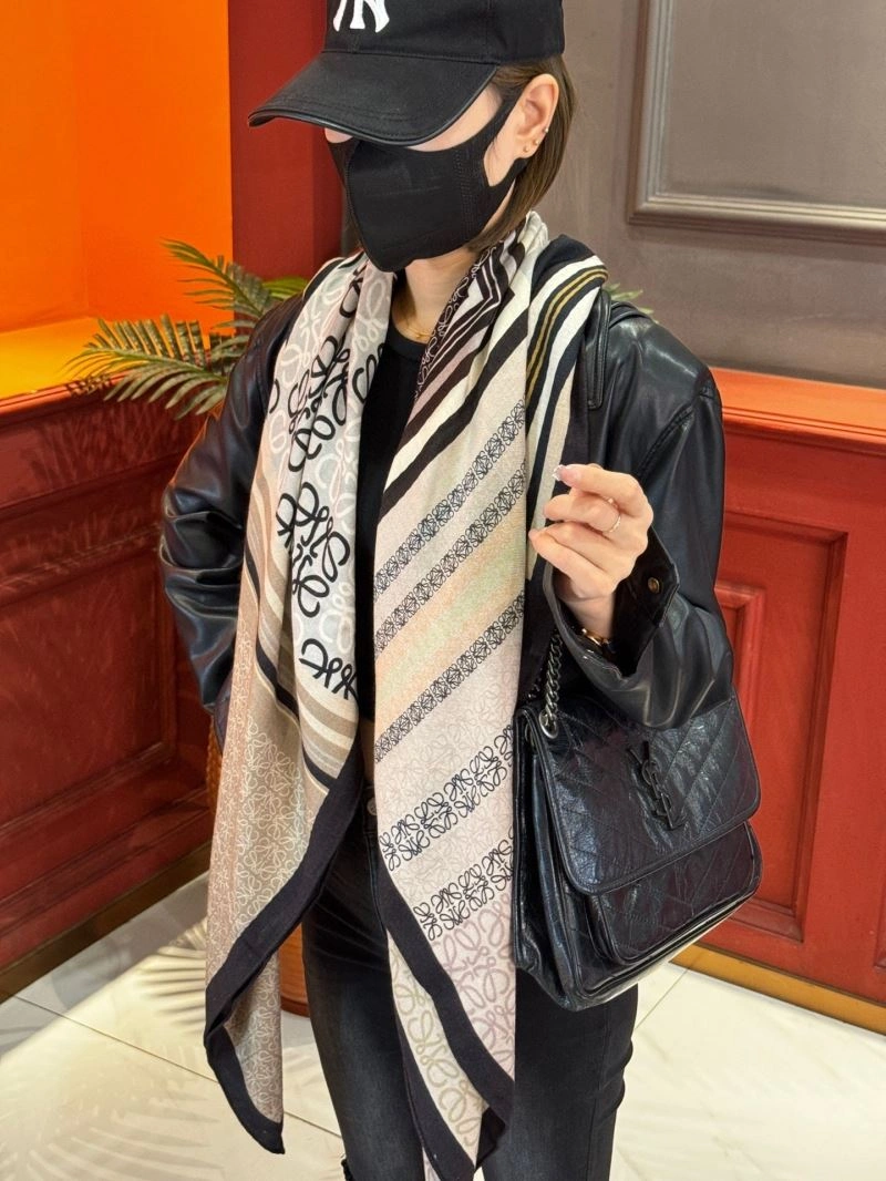 Accurate model Loewe Scarf