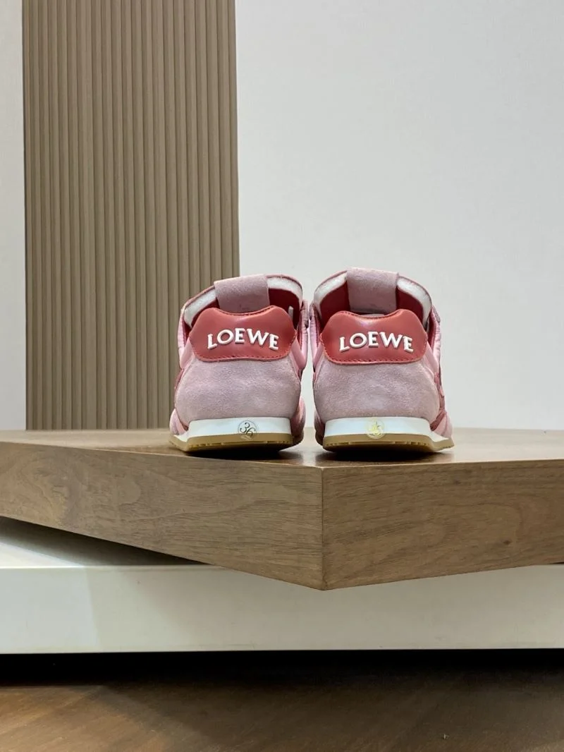 Low-cost Loewe Shoes
