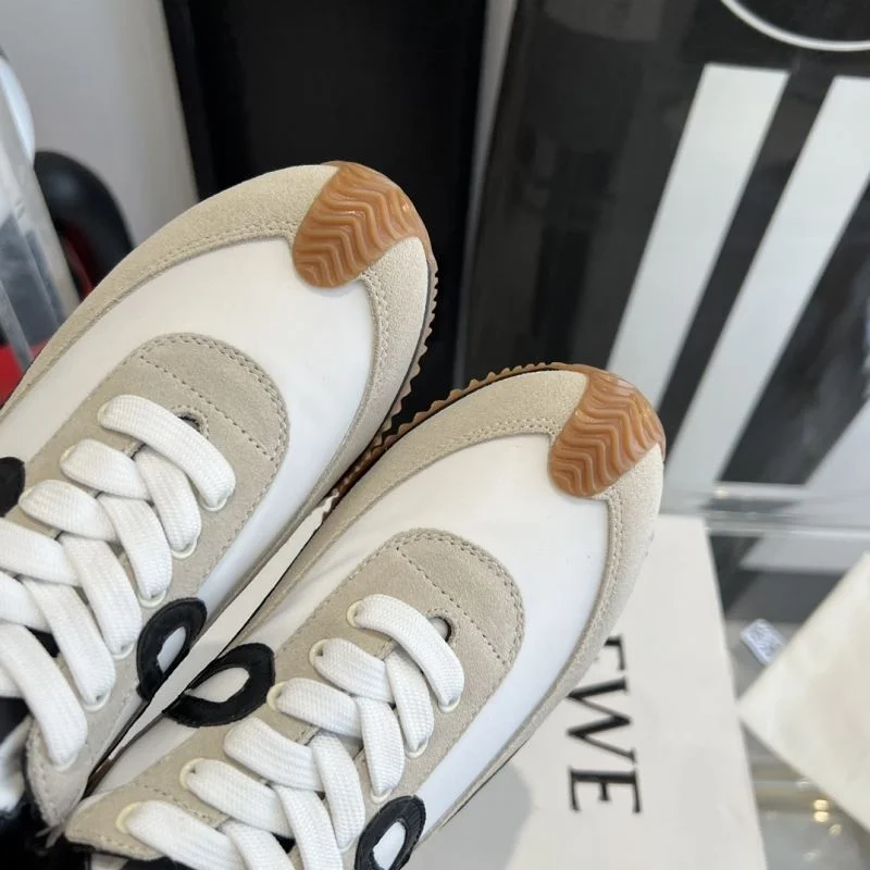 Top mirror Loewe Shoes