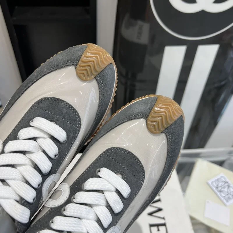 Top mirror Loewe Shoes