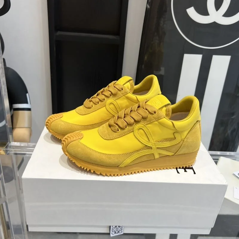Top mirror Loewe Shoes