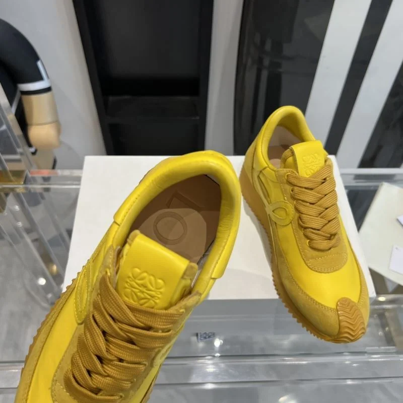 Top mirror Loewe Shoes