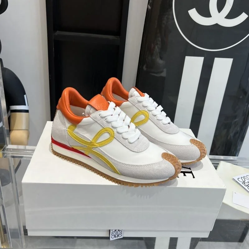 Top mirror Loewe Shoes