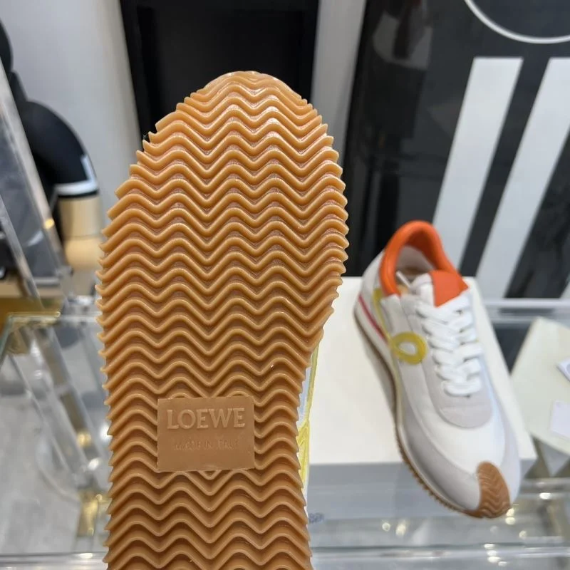 Top mirror Loewe Shoes