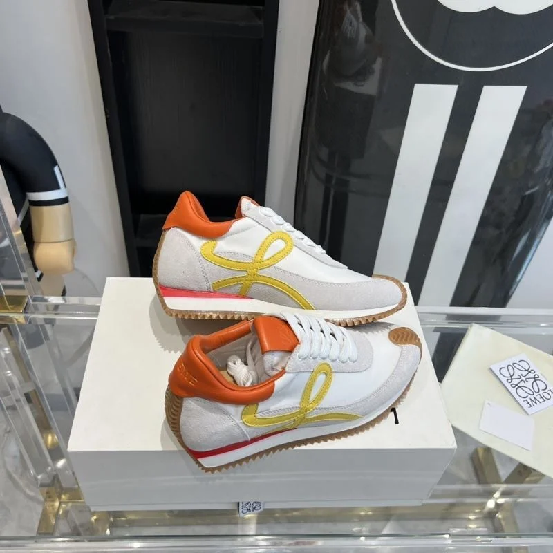 Top mirror Loewe Shoes