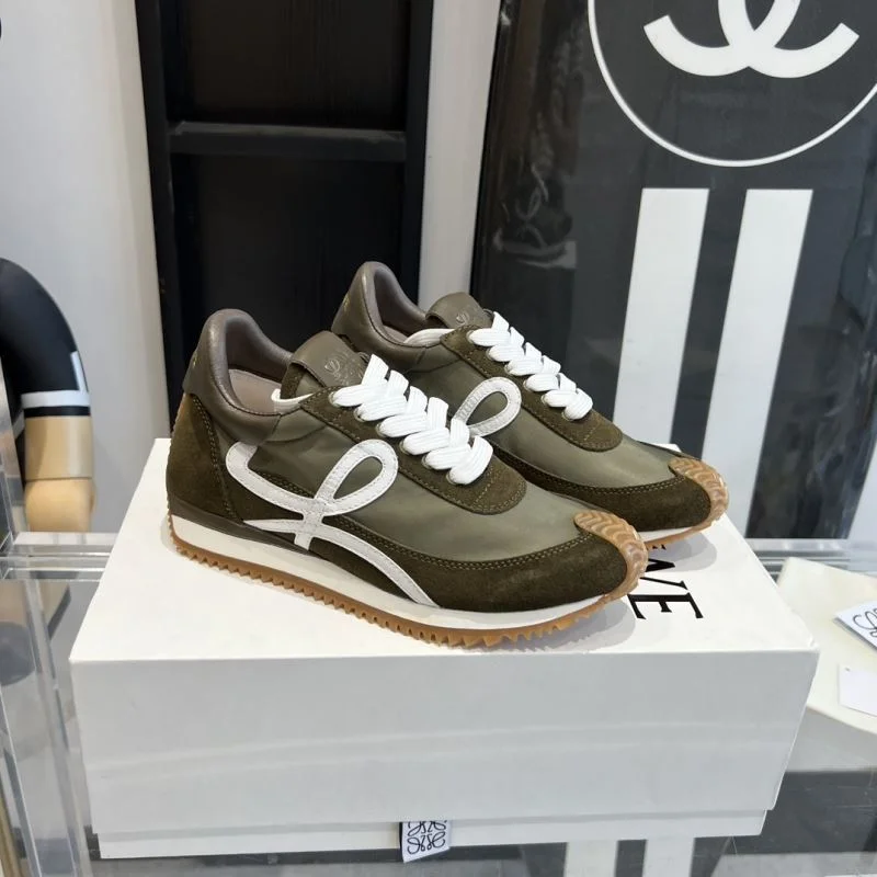 Low-cost Loewe Shoes