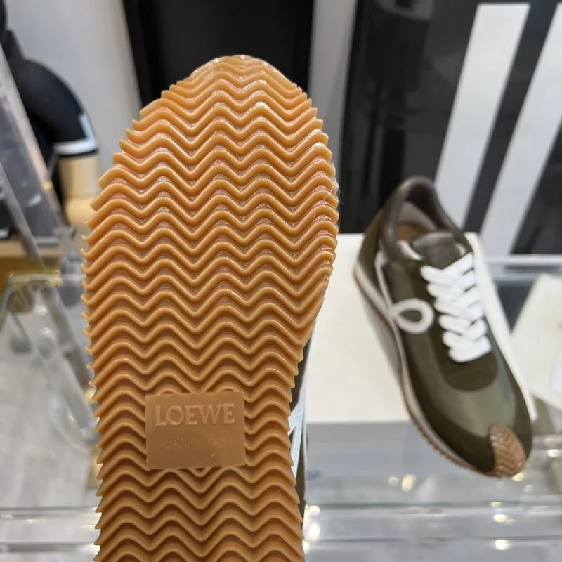 Low-cost Loewe Shoes