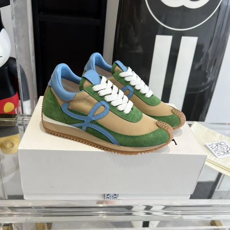 Accurate model Loewe Shoes