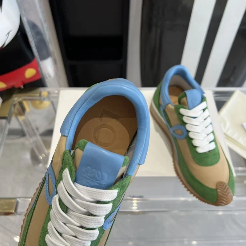 Accurate model Loewe Shoes