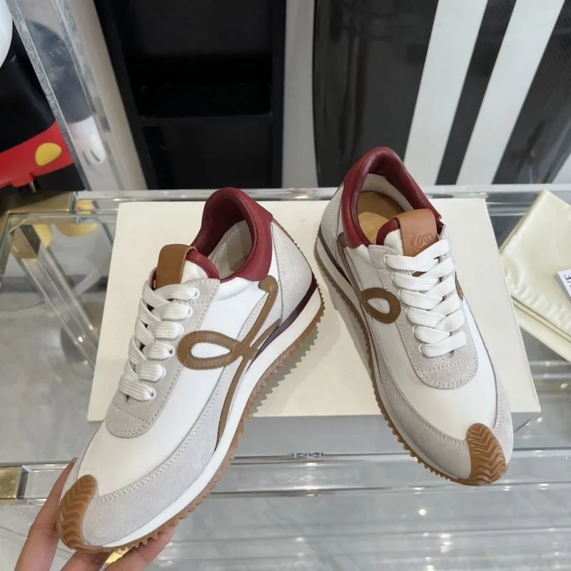 Accurate model Loewe Shoes