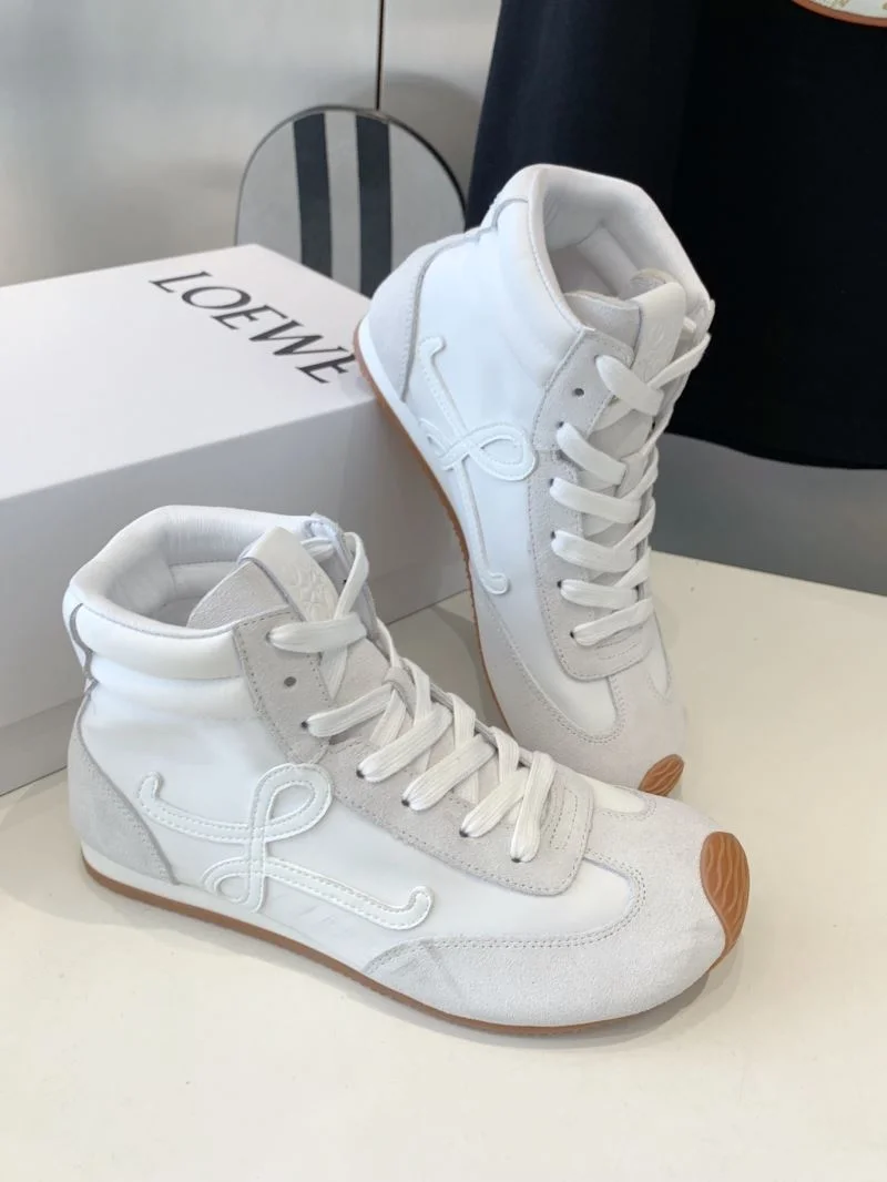 Inexpensive Loewe Shoes