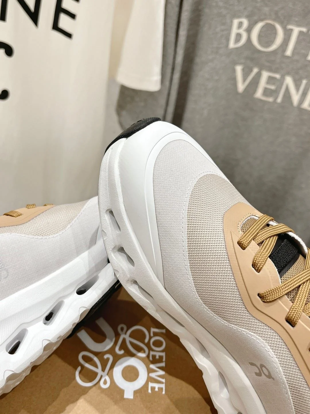 Precise copy Loewe Shoes