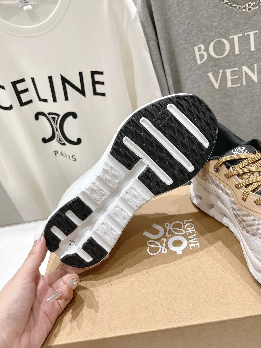 Precise copy Loewe Shoes