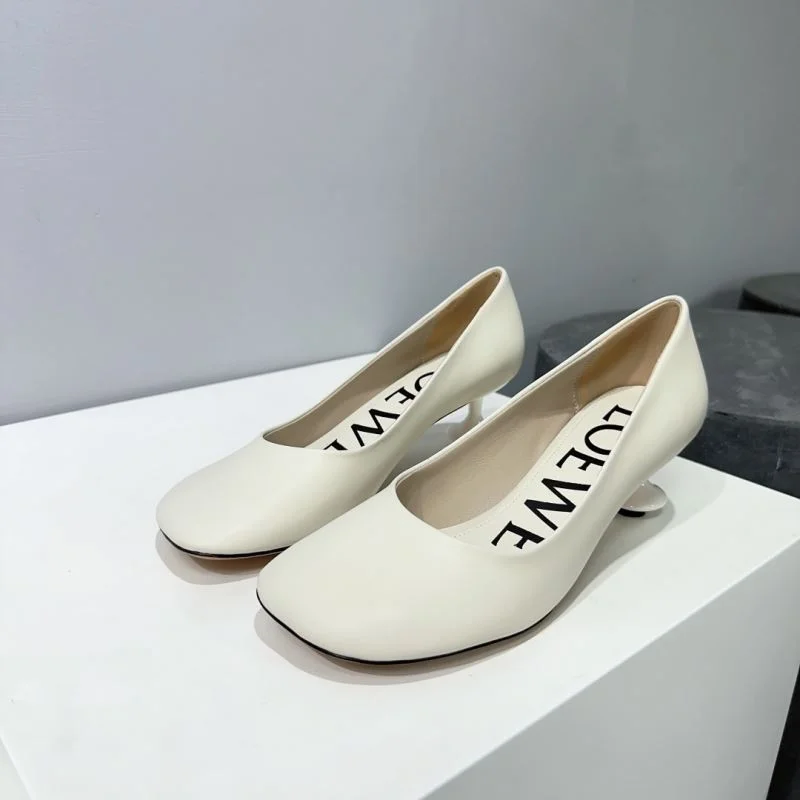 Low-cost Loewe Shoes